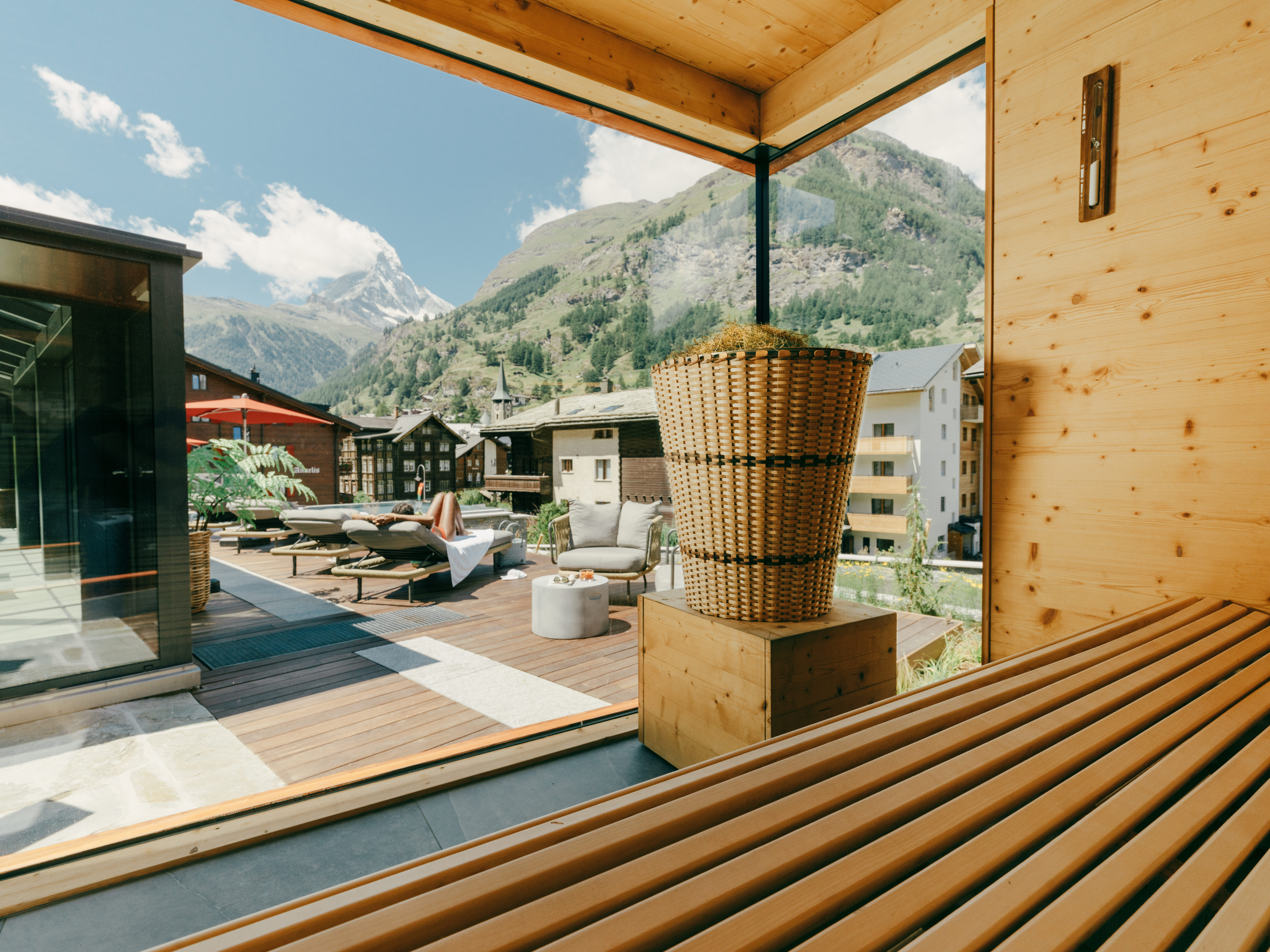 Wellness & Spa Zermatt mit Infinity Pool | Hotel BEAUSiTE Zermatt
